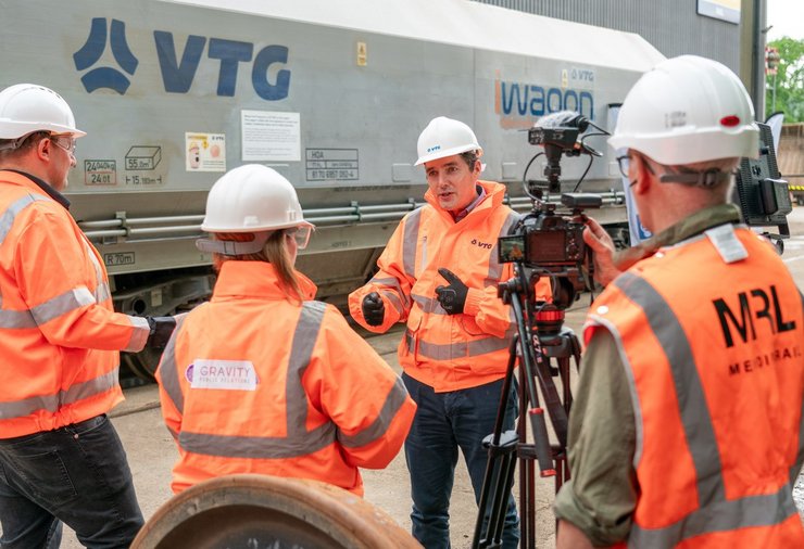 VTG: iWagon is showcased to Rail Minister at Merehead Rail Sidings and ...